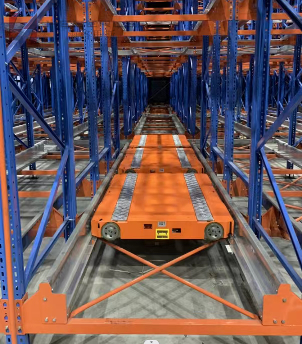 海格里斯HEGERLS助力服装业领域数智化转型 配备7000个托盘位 仓库容量增超110%_hegerls智能四向穿梭车-CSDN博客