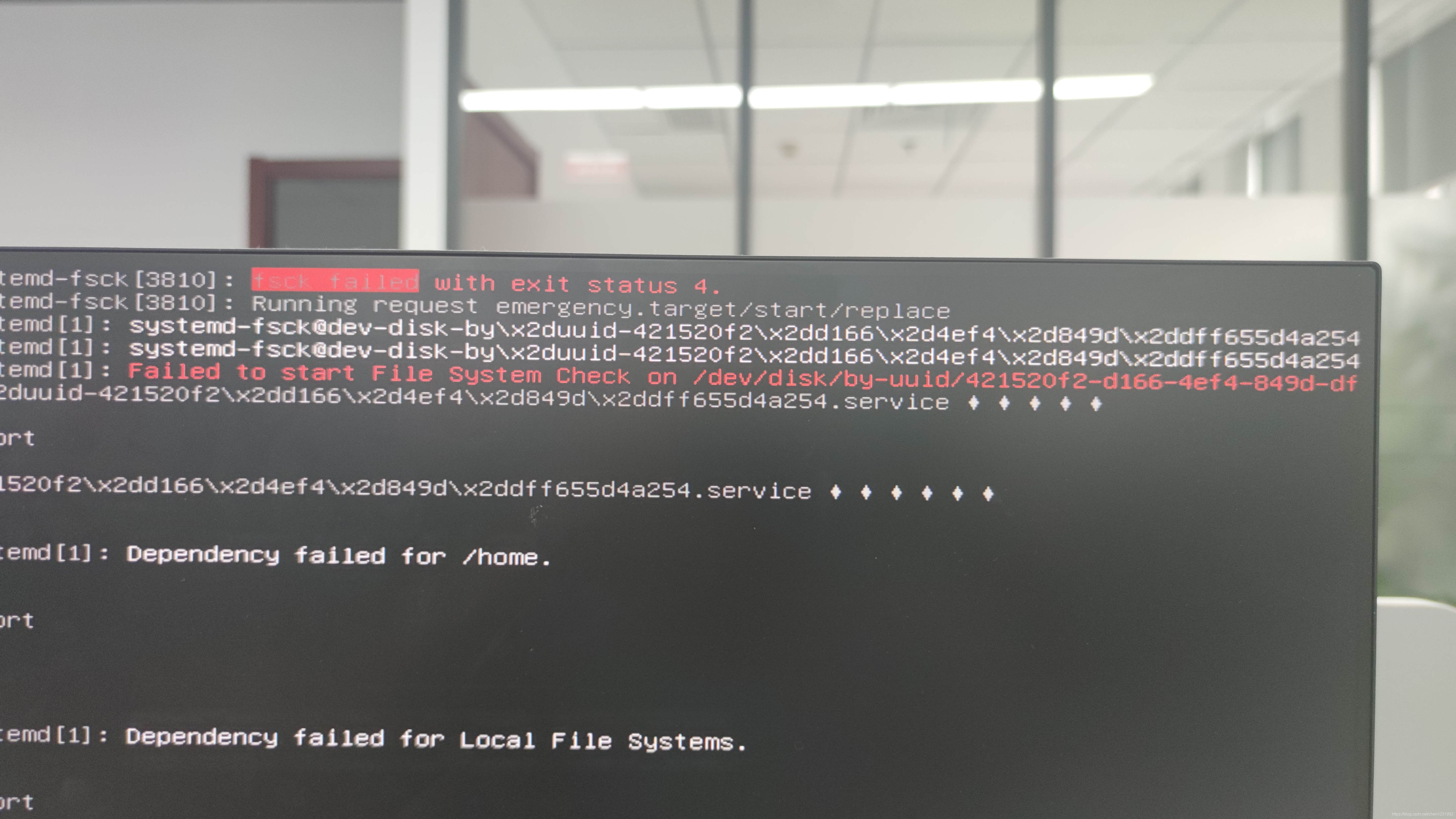 Linux开机出现welcome to emergency mode! 解决方法after logging in ，type “journalctl -xb” to view system ...