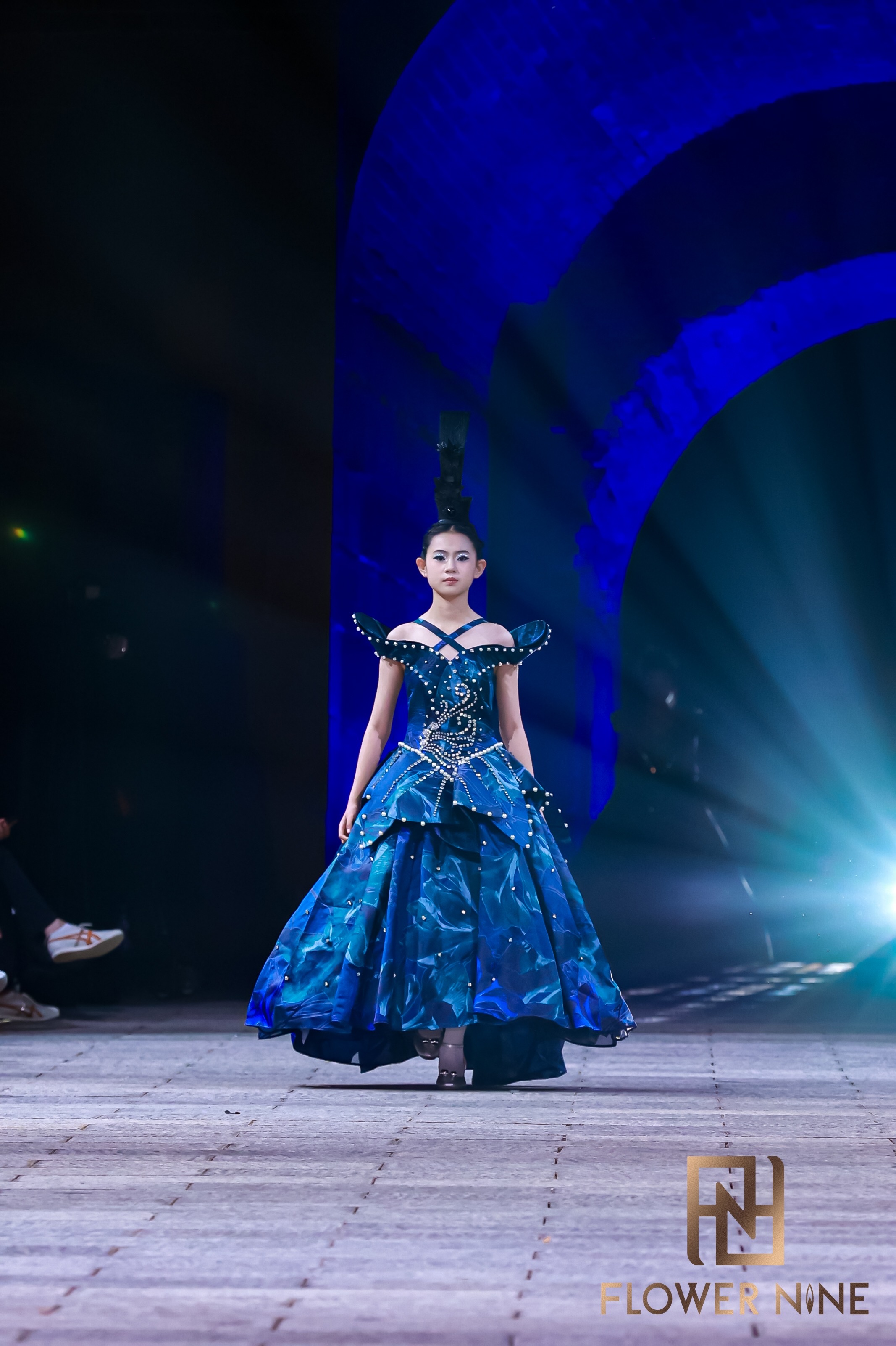 FLOWER NINE “楚辞·汉光”长城大秀｜仰观苍穹 千年一瞬-CSDN博客