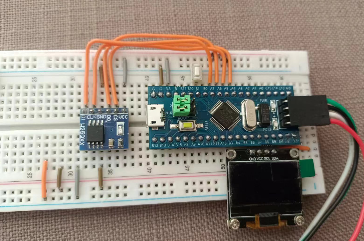 【STM32】软件SPI读写W25Q64芯片_w25q40代码-CSDN博客