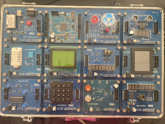 基于fpga的汽车尾灯控制器设计verilog代码quartus 实验箱fpga汽车尾灯控制电路 Csdn博客