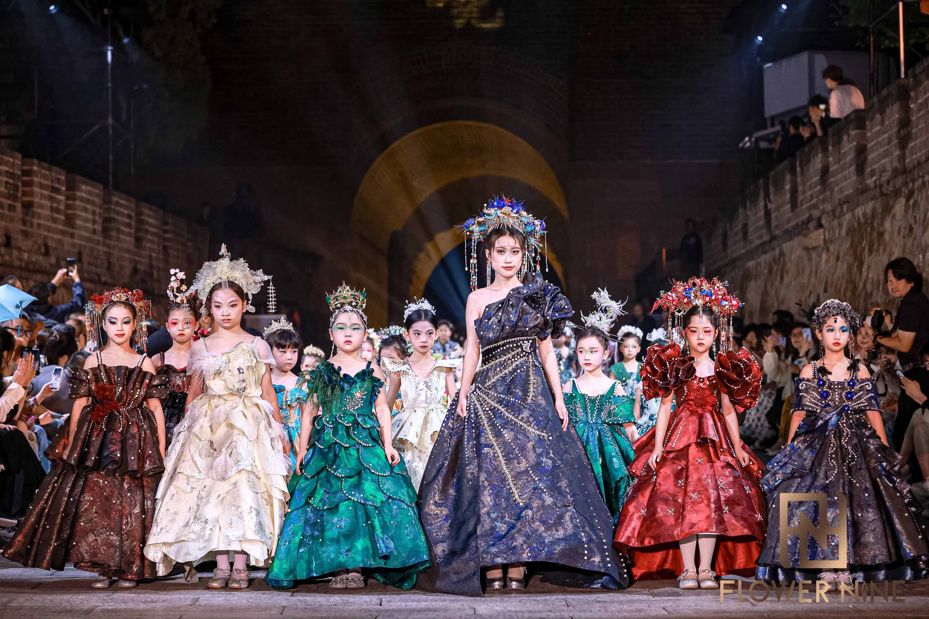 FLOWER NINE2024 长城大秀·高定新品发布会·长城首发圆满成功-CSDN博客