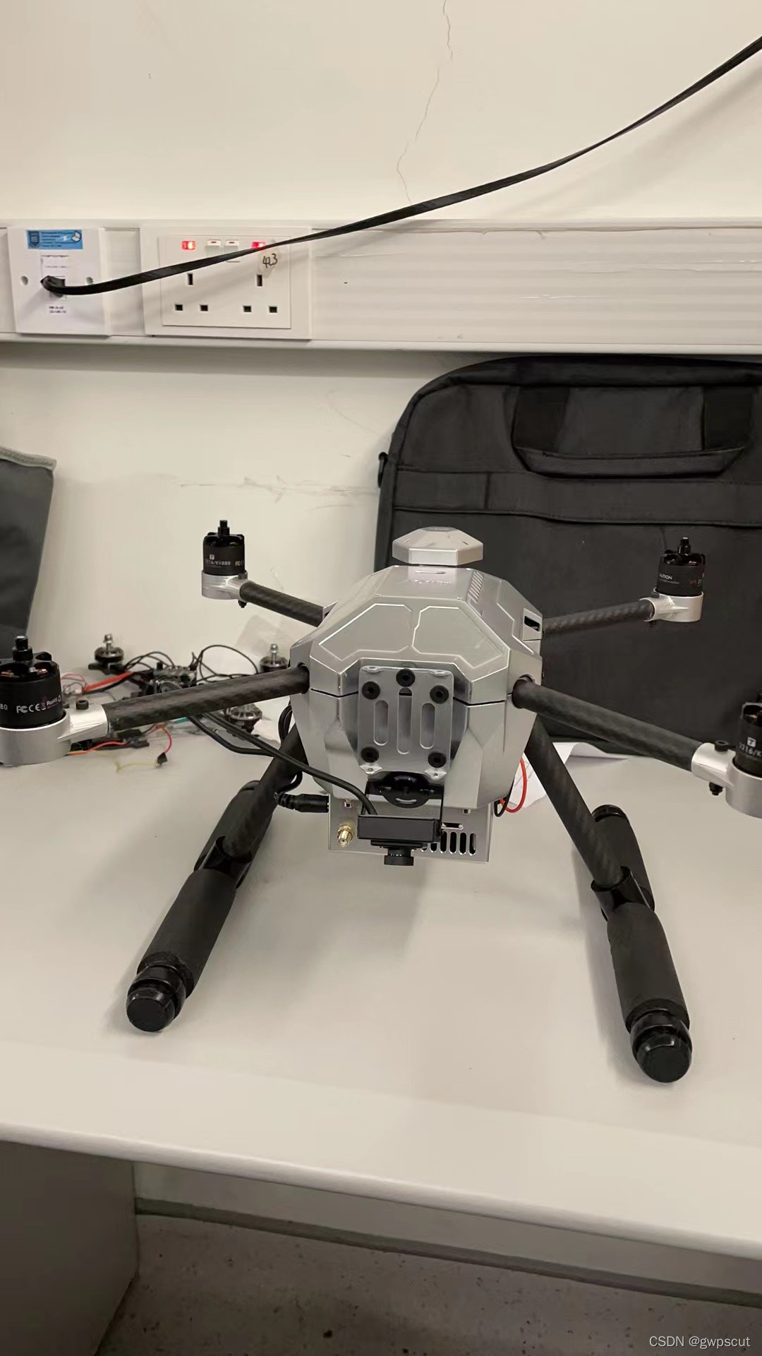 ROS实验笔记之——无人机在VICION下试飞_无人机姿态控制vicon-CSDN博客