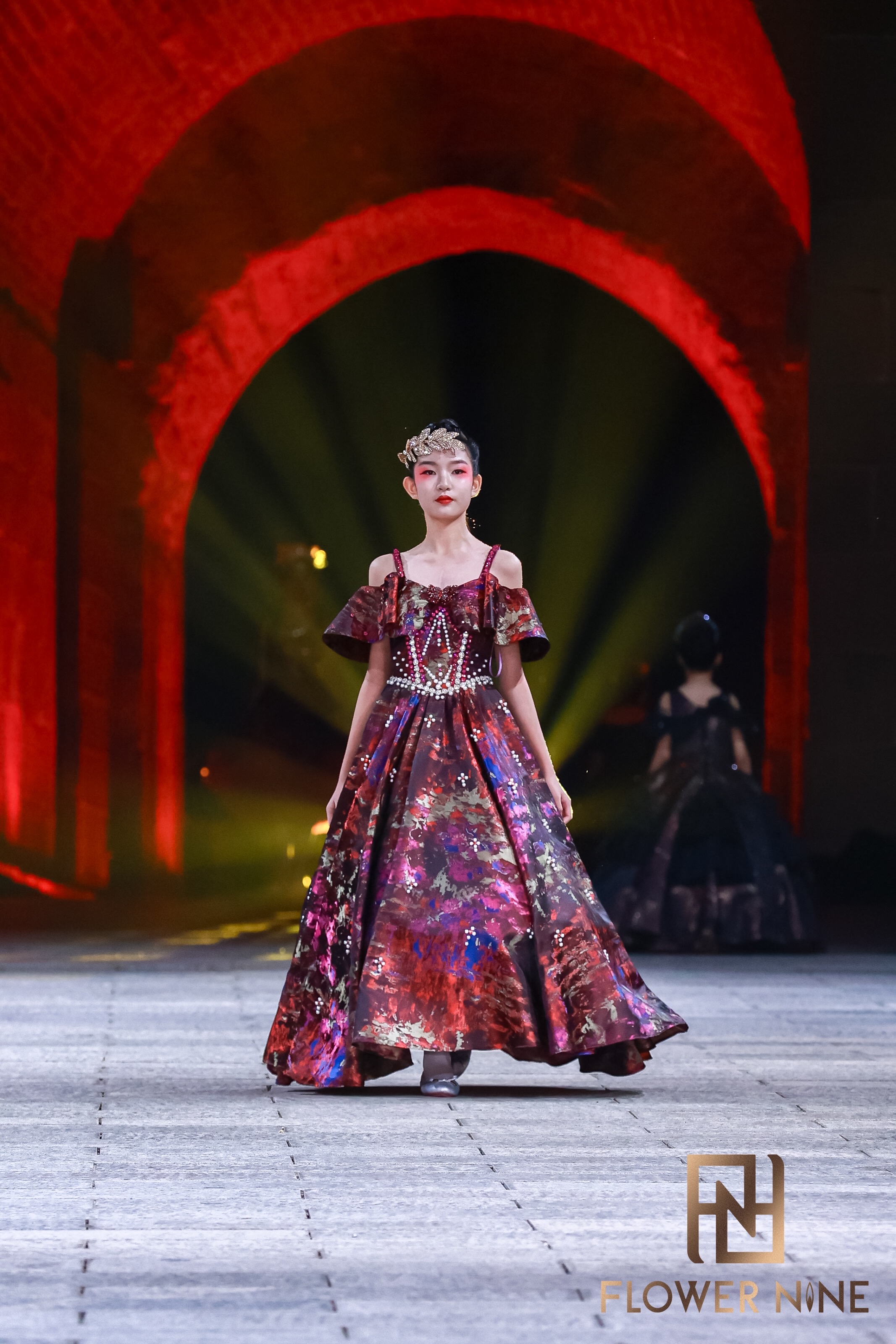 FLOWER NINE “楚辞·汉光”长城大秀｜仰观苍穹 千年一瞬-CSDN博客