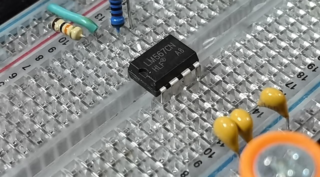 基于LM567 音频信号检测功能初步测试-CSDN博客