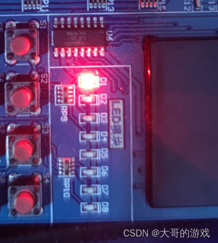 C51单片机按下按键LED亮注意---延时模块容易出现问题_单片机按键控制led灯为什么有延时-CSDN博客