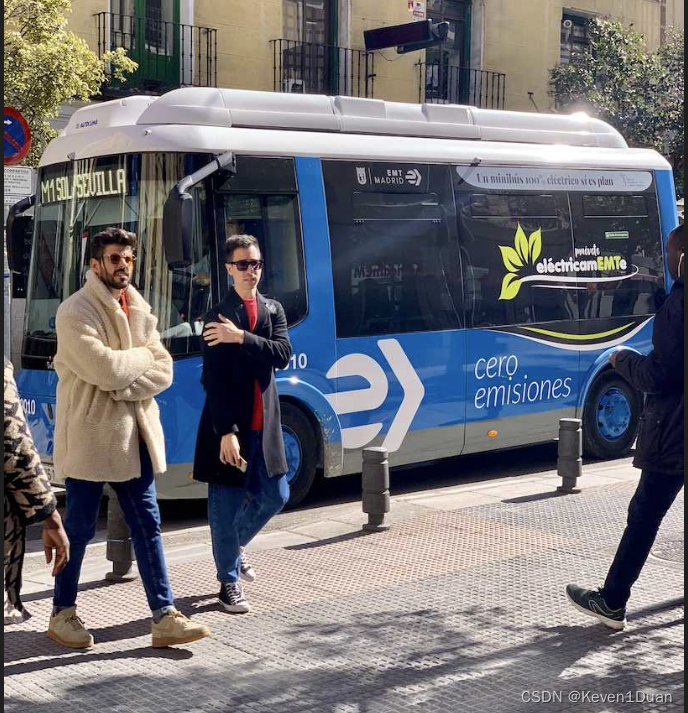 手把手教会你用yolov8从环境配置到检测任务实战_yolov8使用教程-CSDN博客