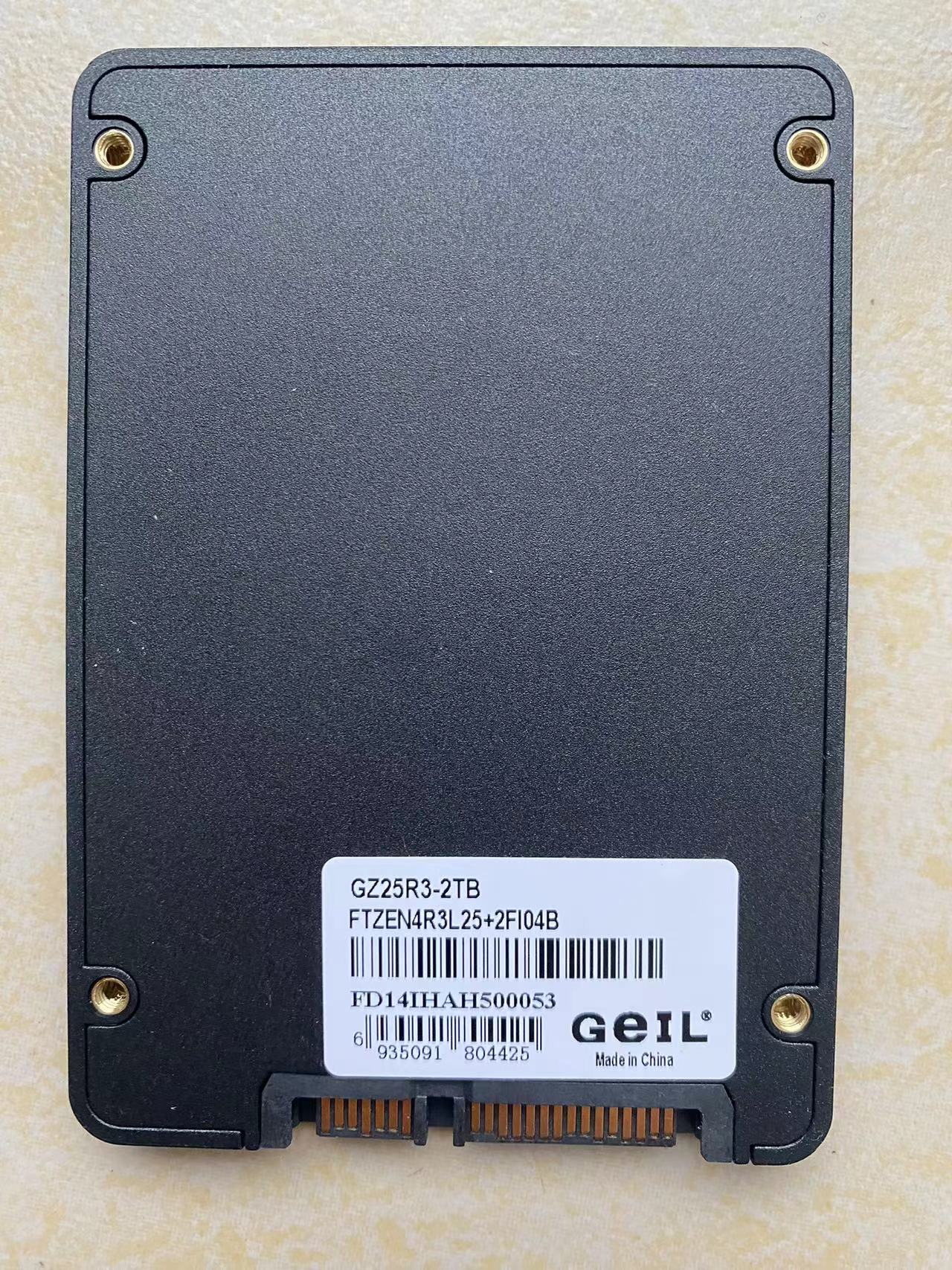 金邦2.5寸SATA固态硬盘R3 2TB开箱-CSDN博客