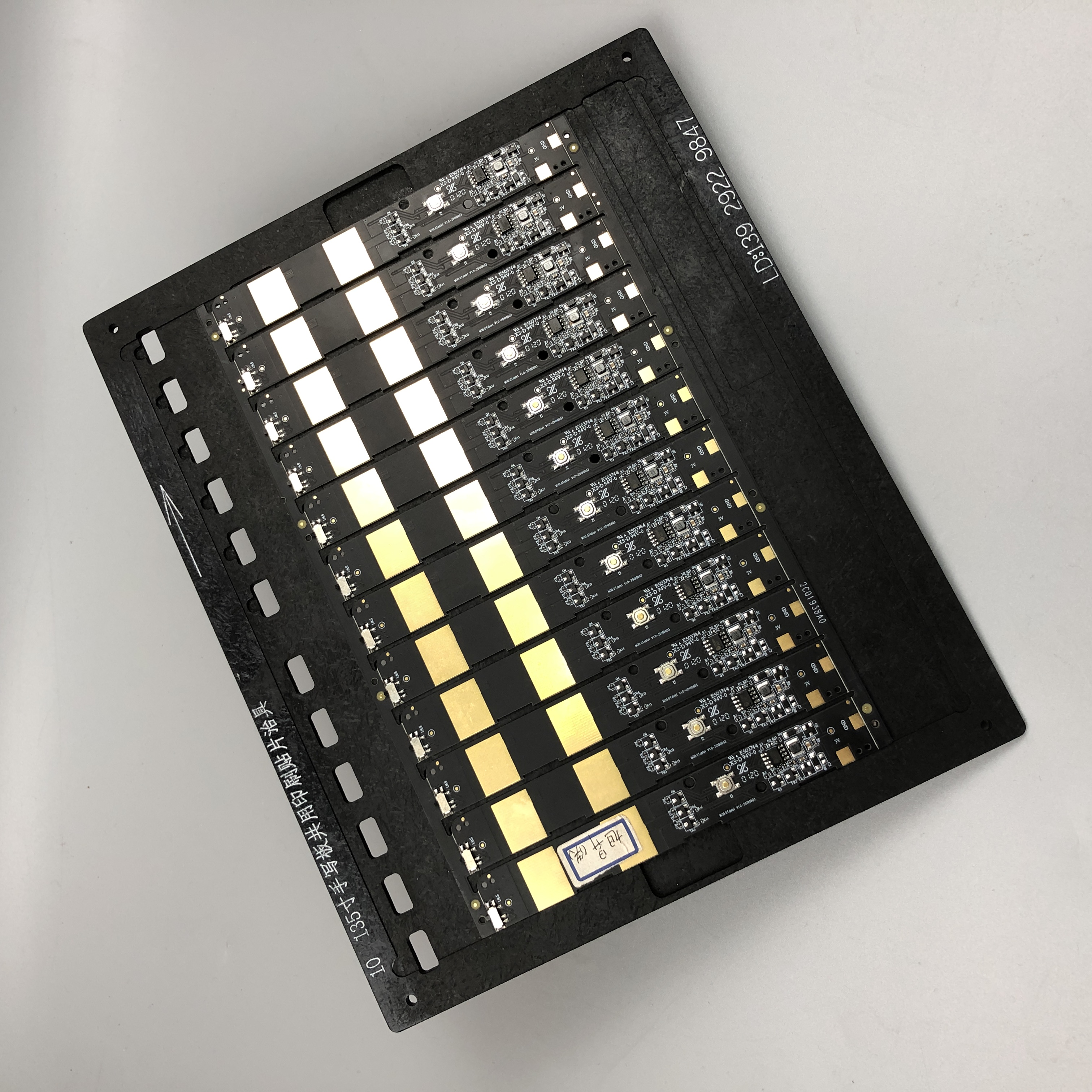 如何通过SMT治具热膨胀系数（CTE）匹配解决薄板过炉变形？_芯片和pcb的cte-CSDN博客