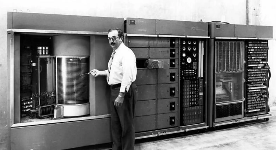 机械硬盘的演变史_1988年2.5硬盘出现了?-CSDN博客