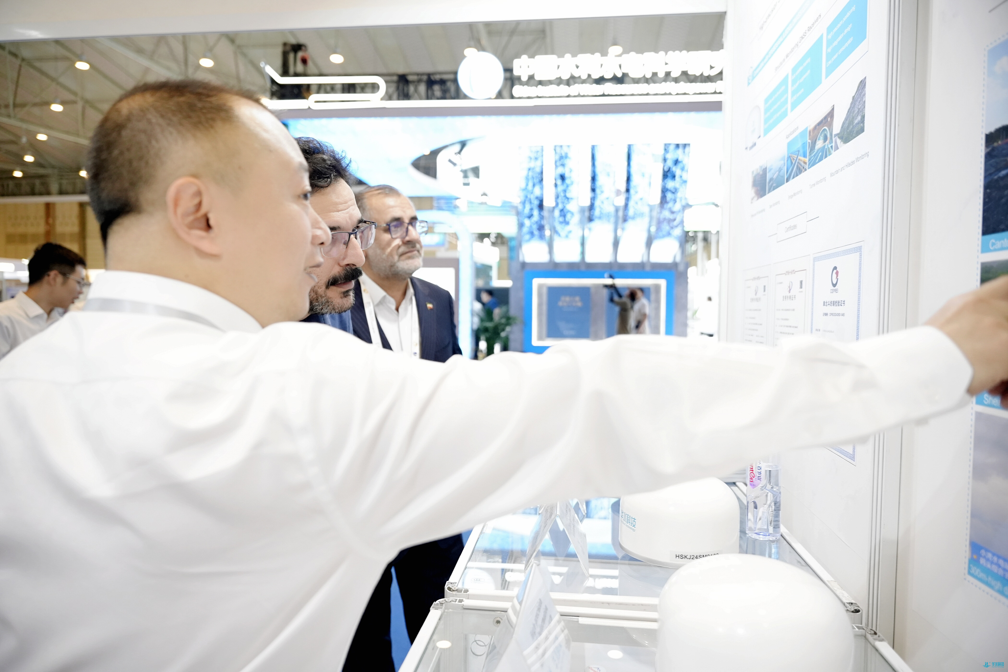 2025年TOP5高品质GNSS变形监测一体机大坝推荐-CSDN博客