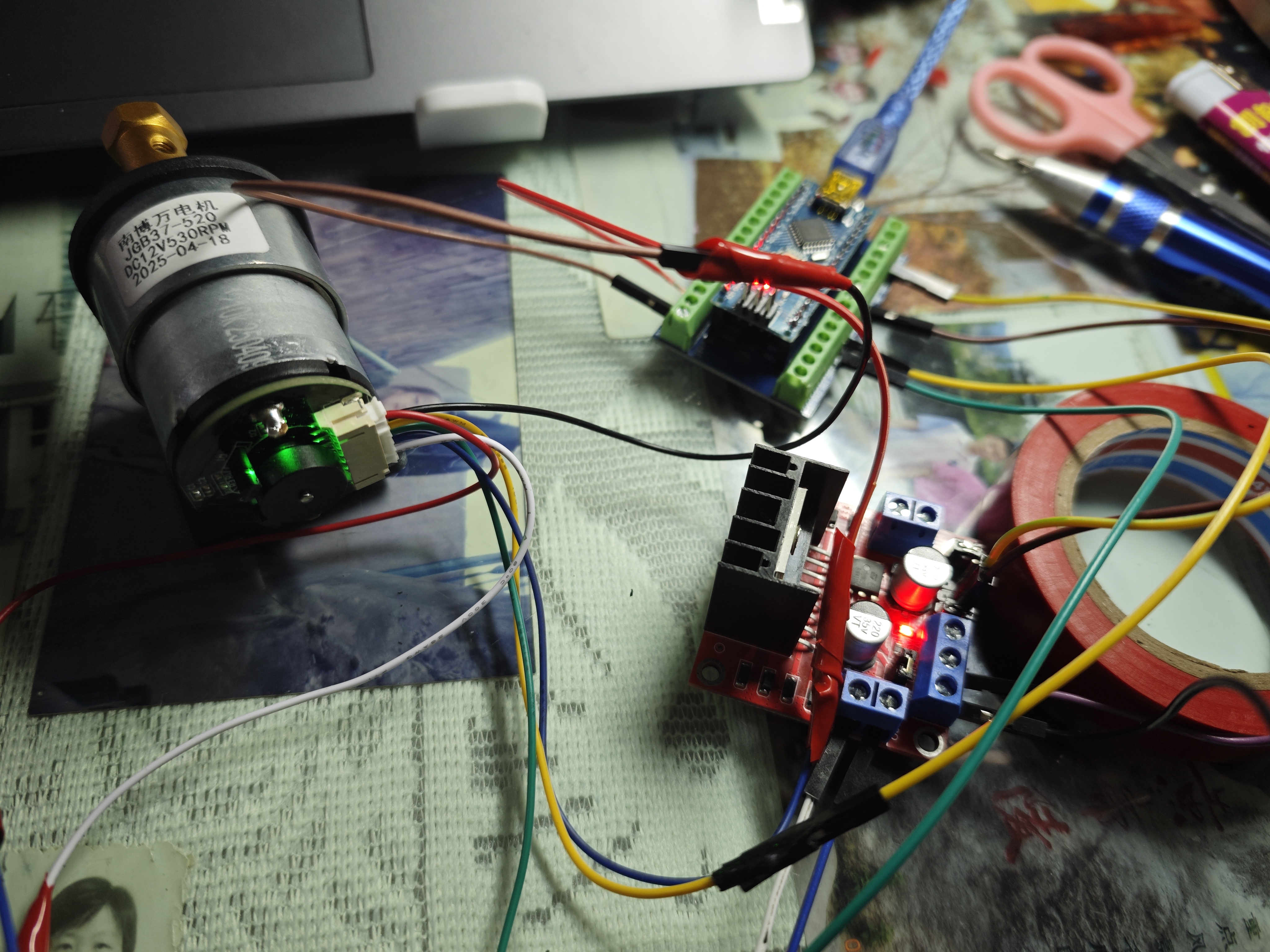 Arduino Nano驱动控制版L298N驱动直流电机_l298n arduino-CSDN博客