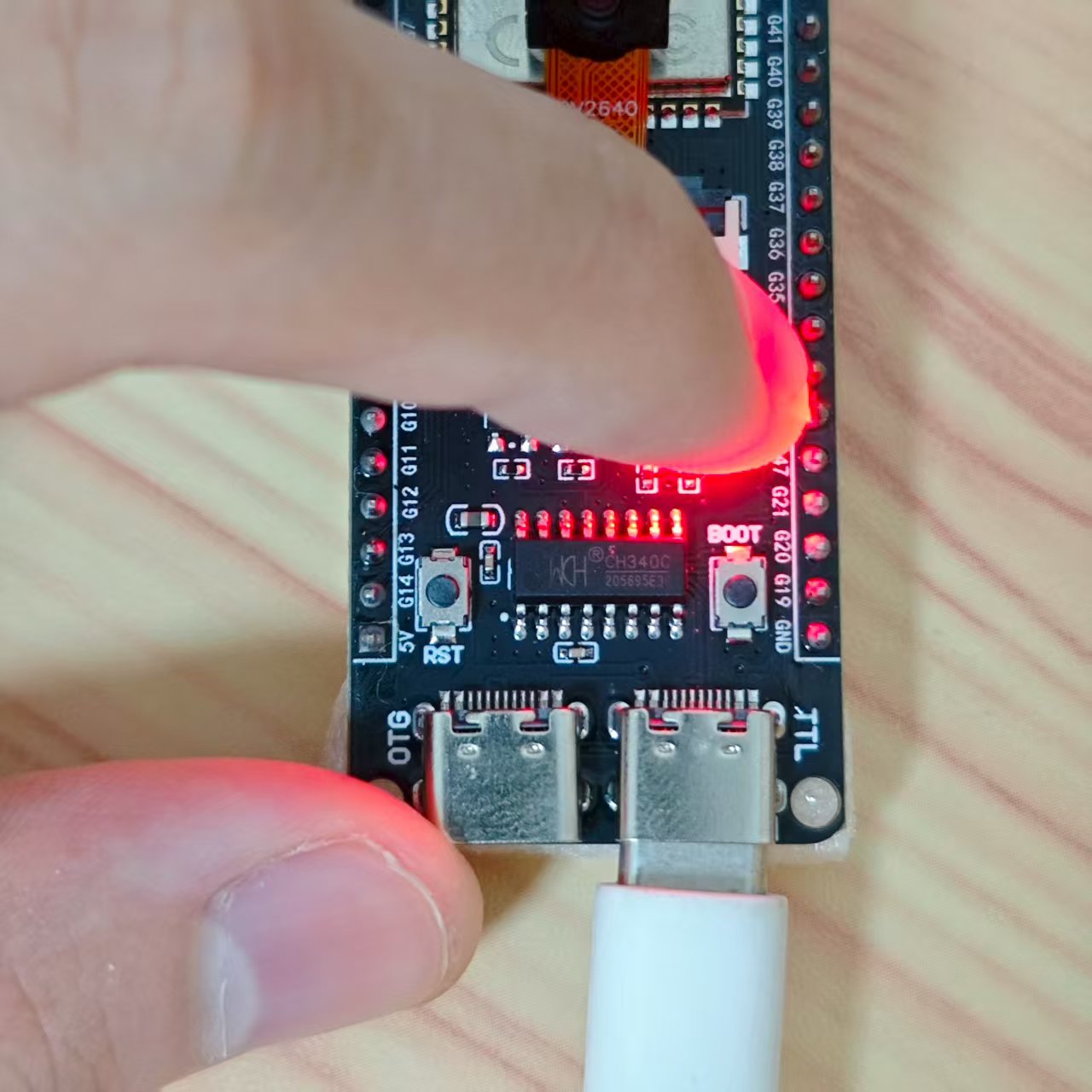 用 Termux + Debian 在手机上烧录 ESP32！无需 root，彻底摆脱电脑！（全流程实测）_tcpuart软件-CSDN博客