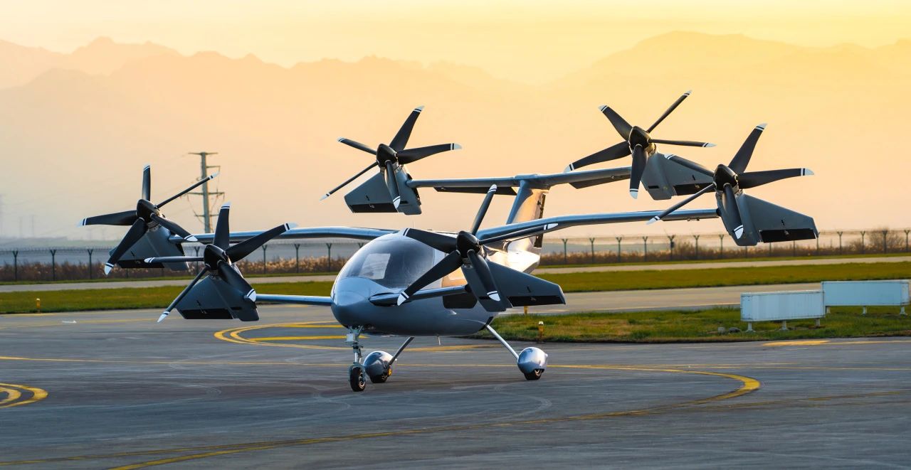 华羽先翔携鸿鹄mark1 eVTOL亮相2025深圳eVTOL展-CSDN博客