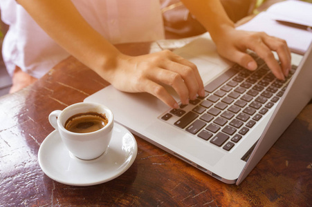 由于找不到libexpat.dll无法继续执行代码怎么办？解决“找不到 libexpat.dll”从原因到实践的完整流程_由于找不到libexpat.dll,无法继续执行代码-CSDN博客