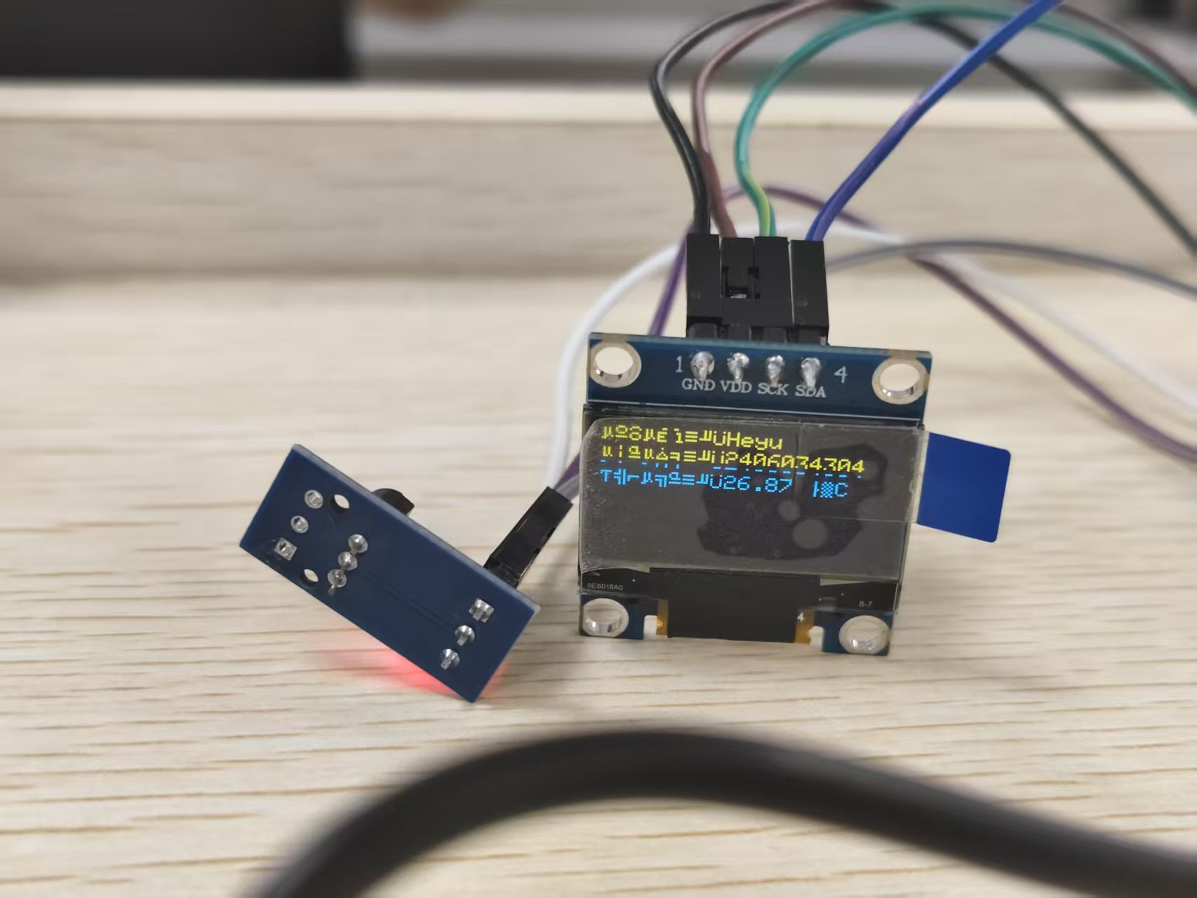 利用arduino Nano开发板、oled显示屏模块、ds12b20温度传感器和杜邦线，在oled上显示温度和姓名学号arduino Nano 在洞洞板上怎么排线 Csdn博客