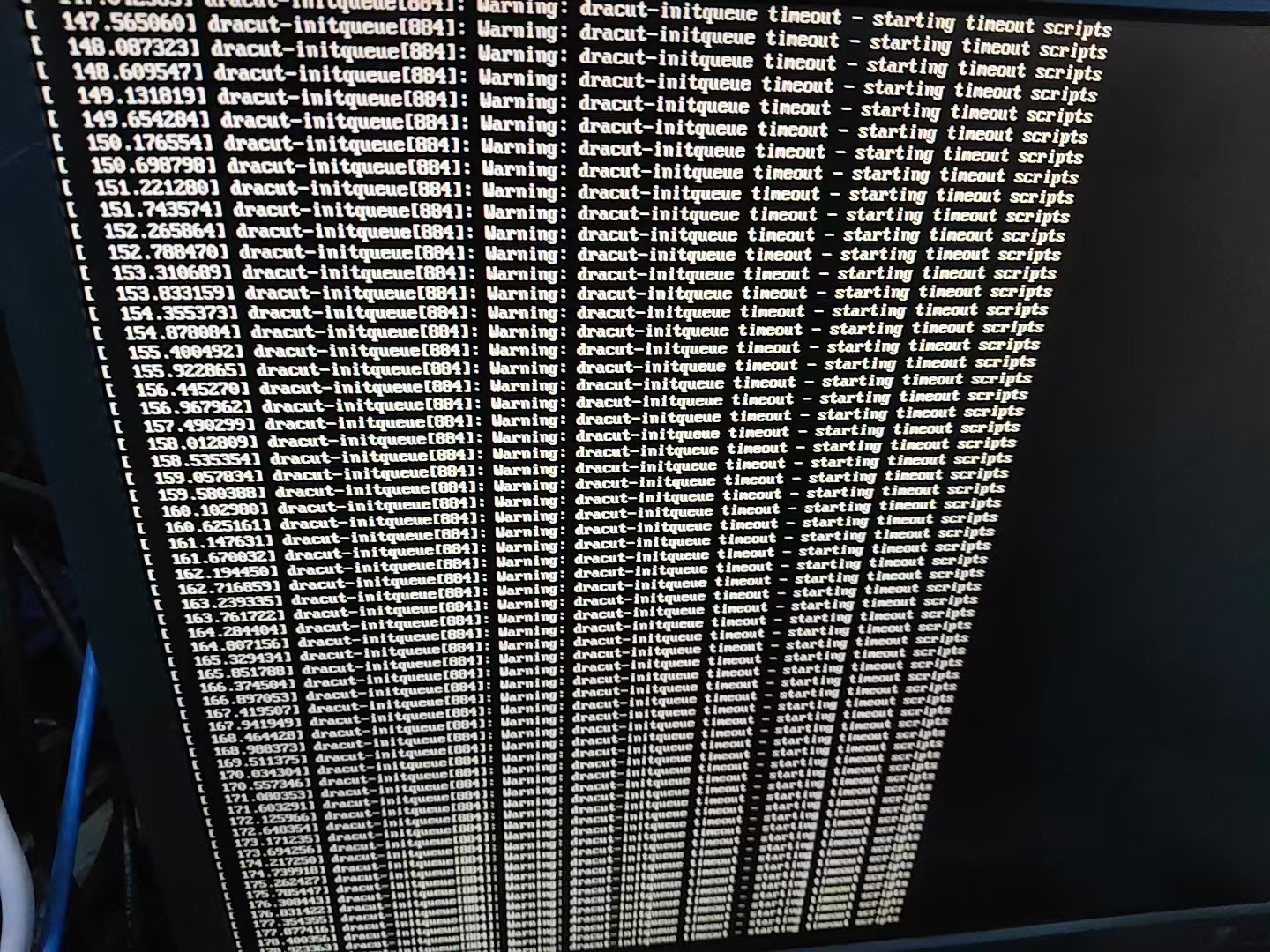 CentOS 7.9 安装操作系统时卡在starting dracut initqueue hook问题结解决_Linux 自动化运维 智能运维 性能监控 系统调优 TS-CSDN专栏