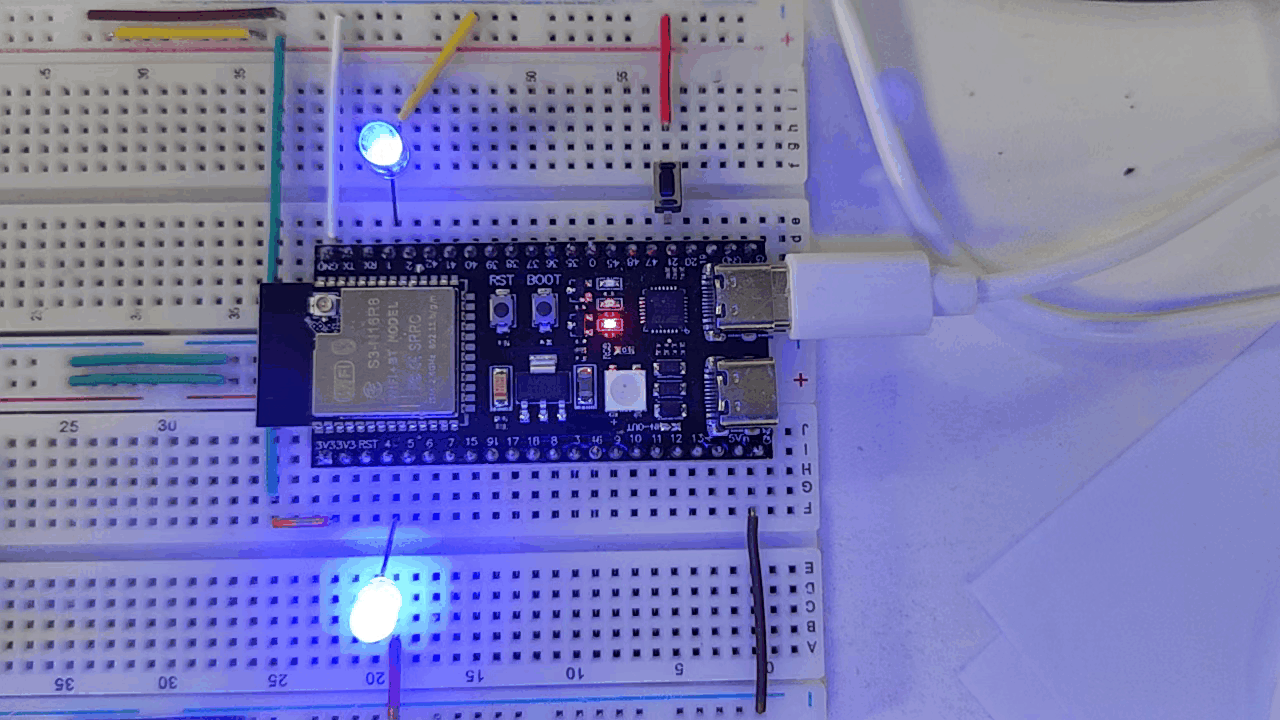 ESP32入门开发·三万字详解LEDC产生PWM信号实现呼吸灯效果（内含源码可直接移植）_ledc is not initialized-CSDN博客