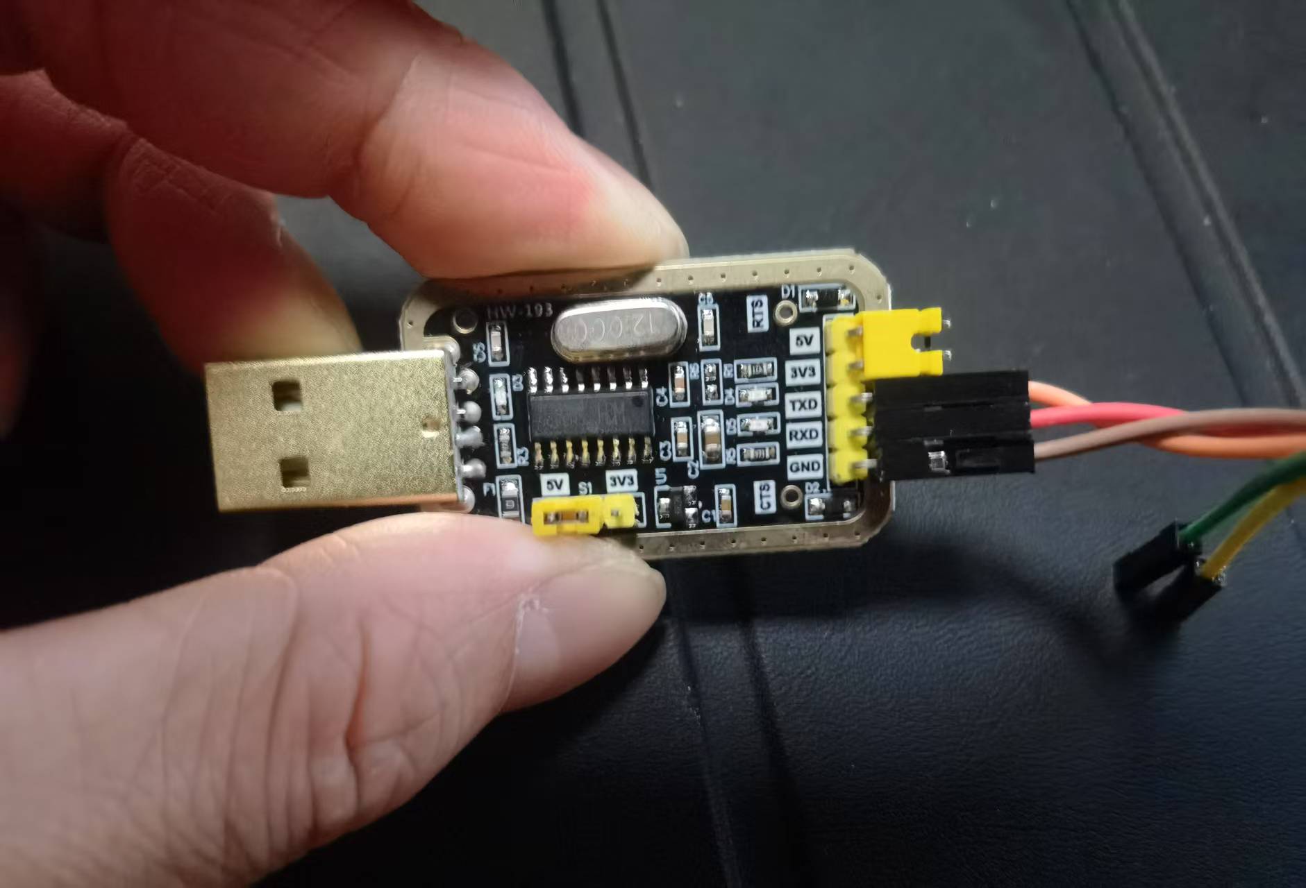 4.（串口）使用CubeMX和Keil、USB-TTL模块（CH340）控制STM32C8T6的LED亮灭_mip6050和ch340演示视频-CSDN博客