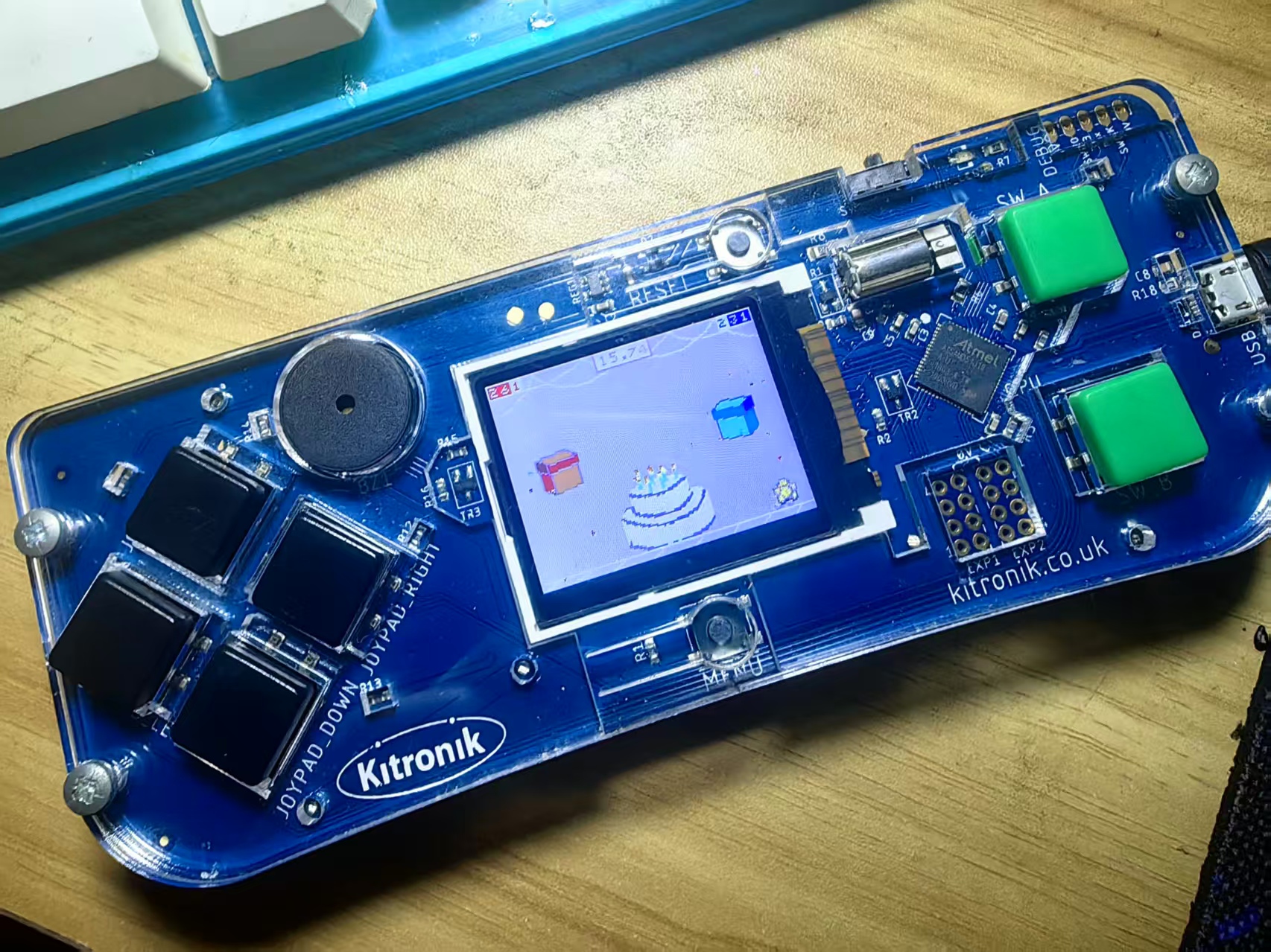 【花雕动手做】Kitronik 可编程开发板基于 ARCADE MakeCode 之生日派对射击-CSDN博客