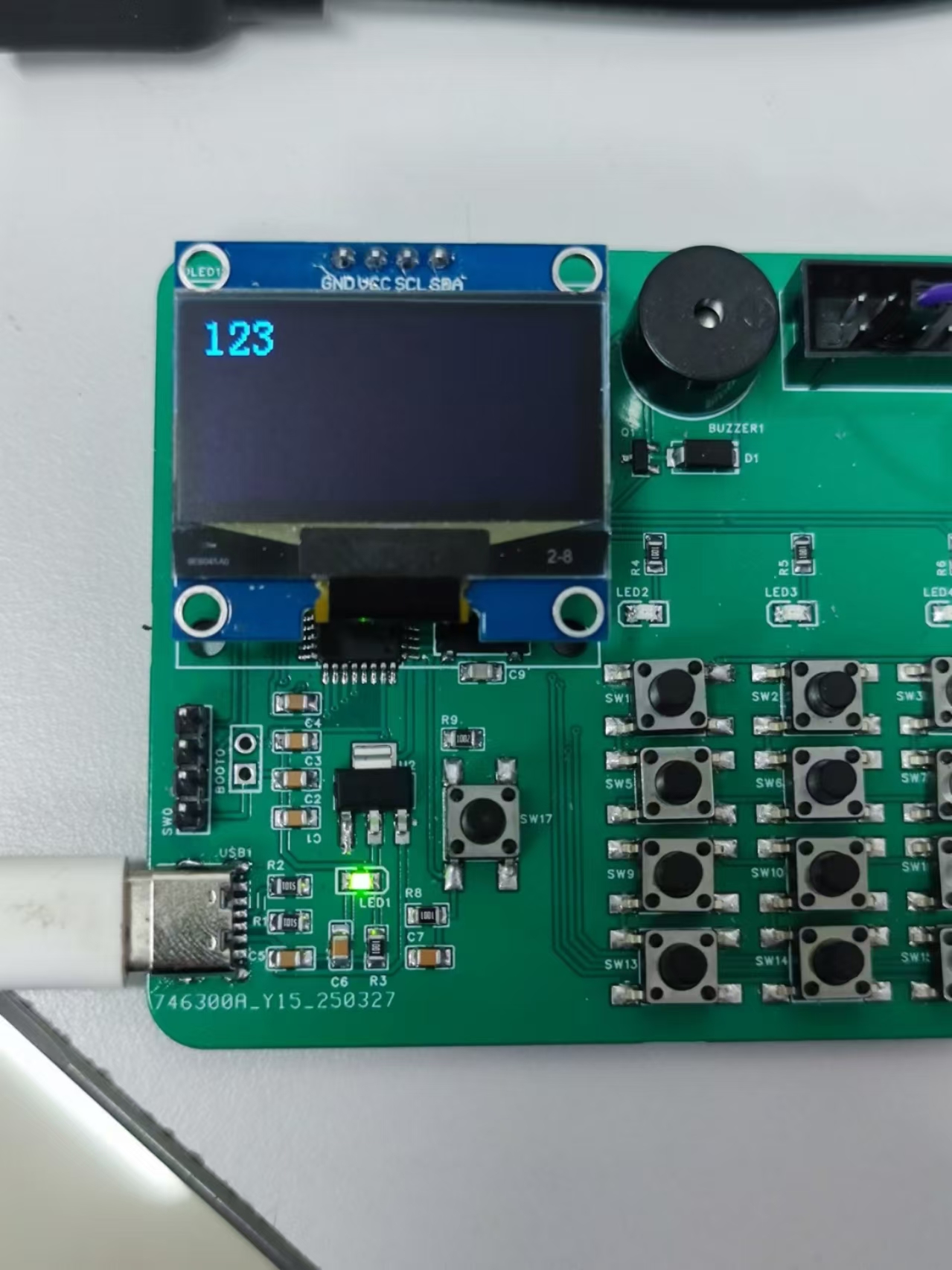 STM32（HAL库）软件IIC驱动OLED_stm32使用软件iic驱动oled-CSDN博客