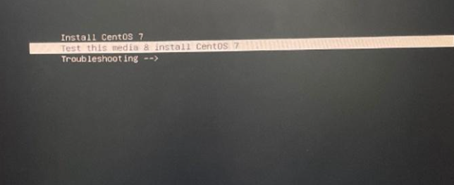 CentOS 7.9 安装操作系统时卡在starting dracut initqueue hook问题结解决_centos安装卡在 ...