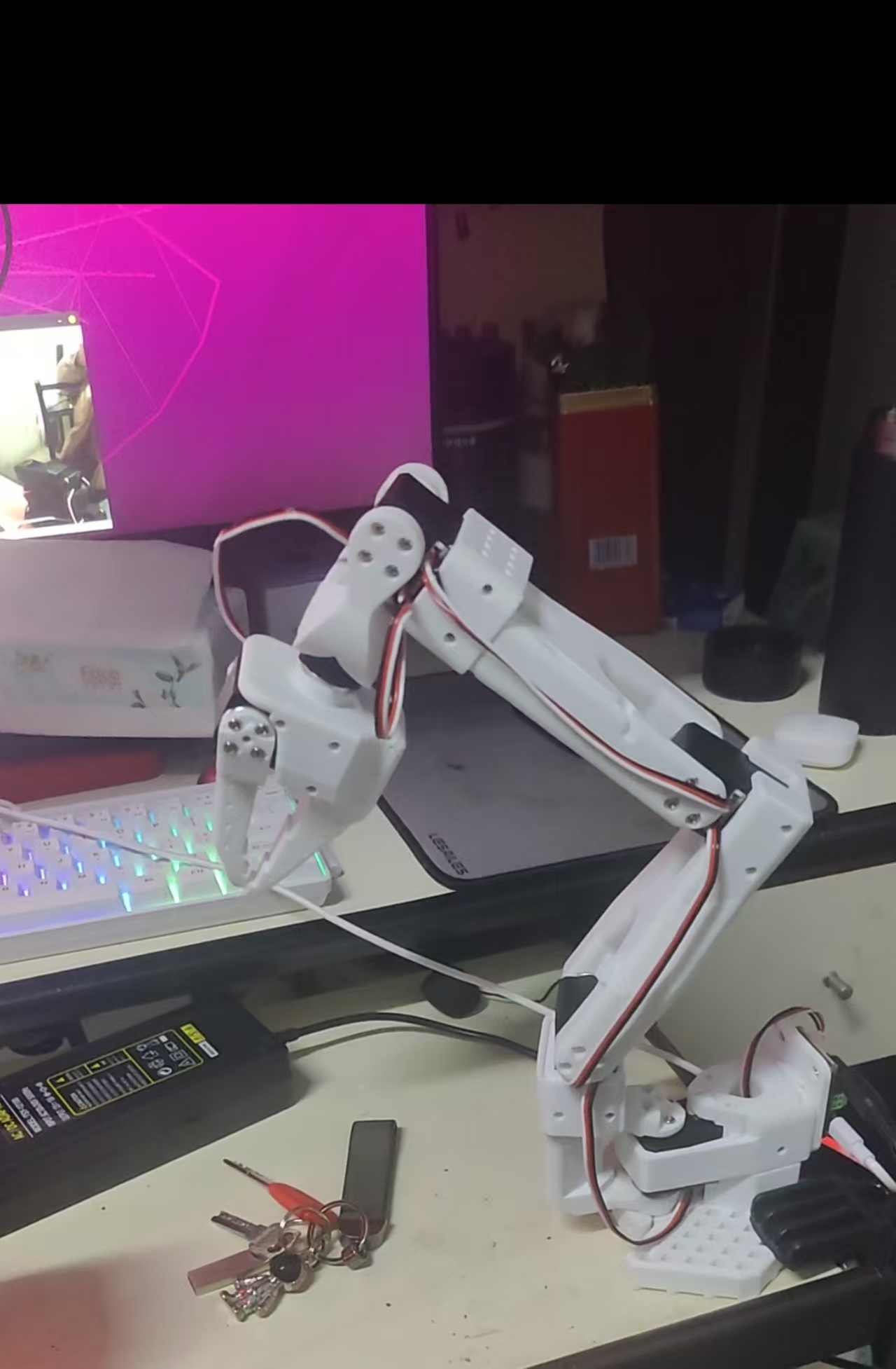 Lerobot--so100，不仅能用来强化学习更能通过大模型控制！！_mujoco lerobot-CSDN博客