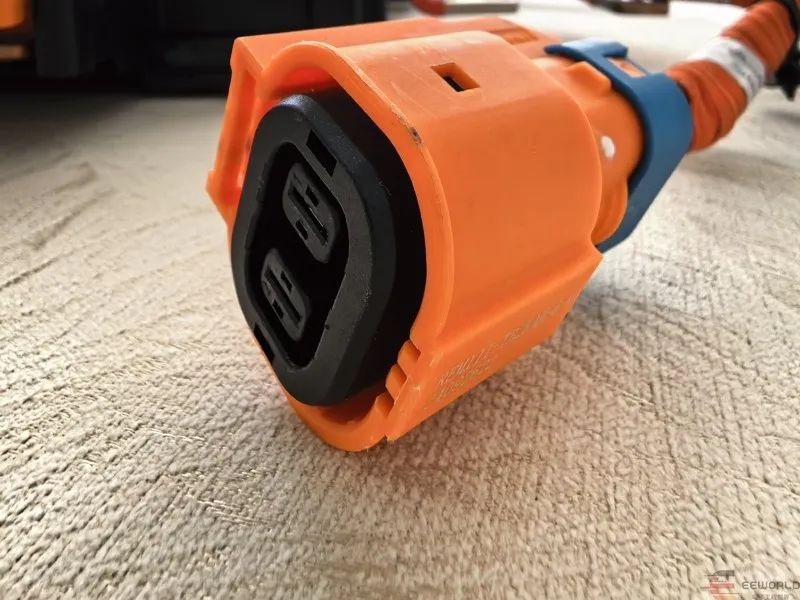 拆解小米SU7动力电池BMS：不出意料果然用了这些芯片-CSDN博客