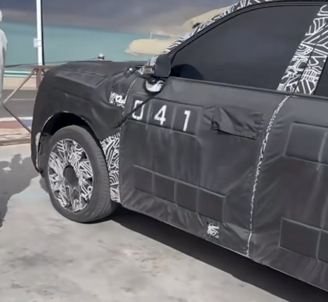 小米第三款车YU9多张实车谍照曝光；微软开售WinXP限量版拖鞋，约570元；配备M5芯片的苹果新品或本月发布 | 极客头条-CSDN博客