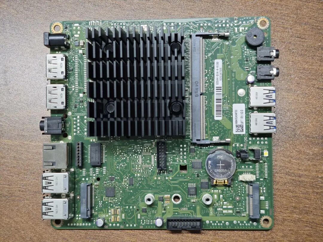 某鱼流出百元NAS迷你主机，搭载10W低功耗处理器，双2.5寸盘位，支持4K视频解析，低成本实现飞牛云NAS神器！-CSDN博客