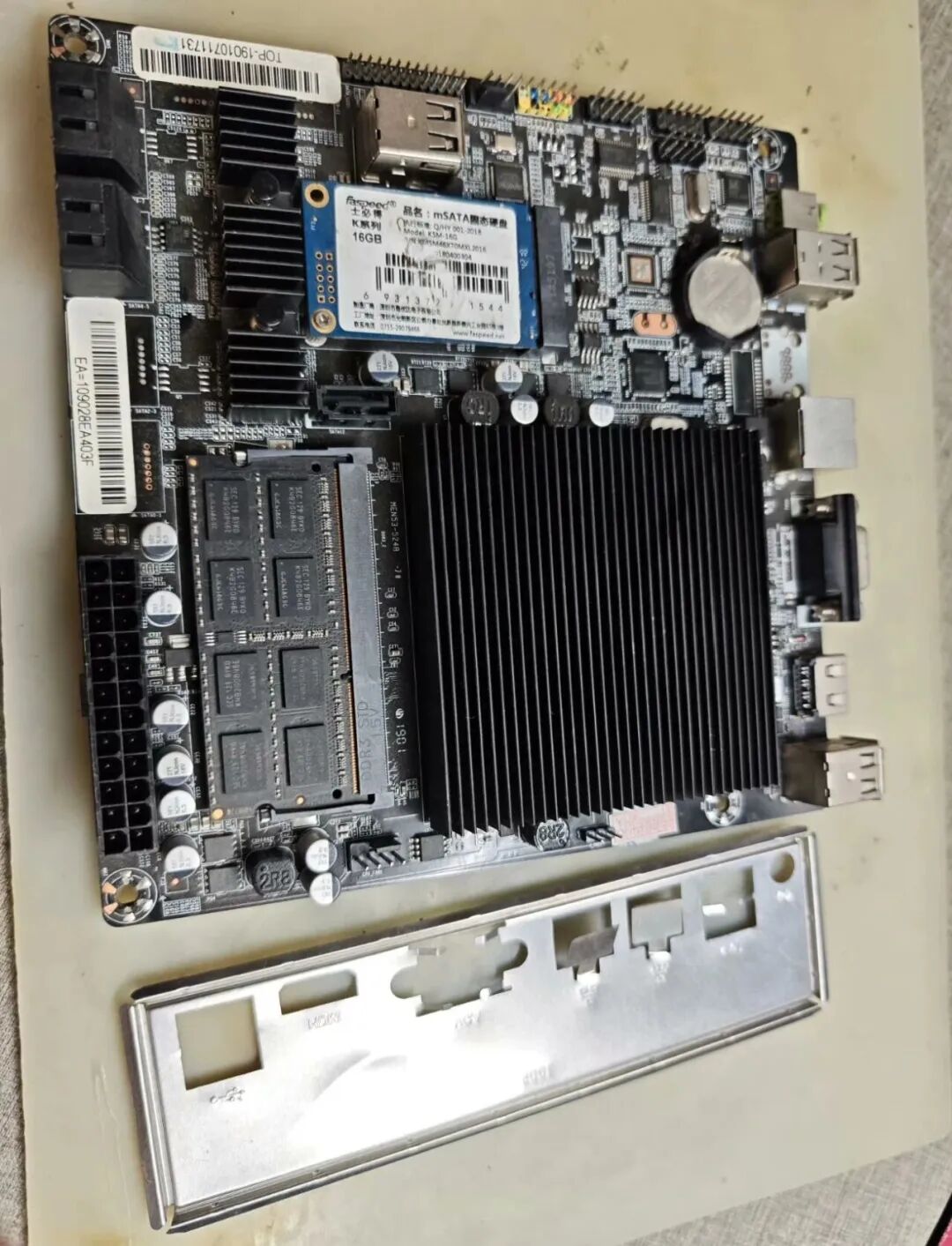 某鱼流出百元拆机主板，板载低功耗四核神U，4G内存+16G固态MSATA，还附带5个SATA接口，入坑群晖飞牛云NAS绝配！-CSDN博客