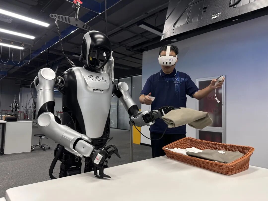 开源发布 | 乐聚 LET 数据集正式捐赠至 OpenLoong 开源社区，遵循国地中心统一数据标准-CSDN博客