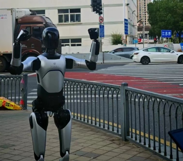 实测106公里跨省行走，智元远征A2突破人形机器人耐力与可靠性边界-CSDN.NET