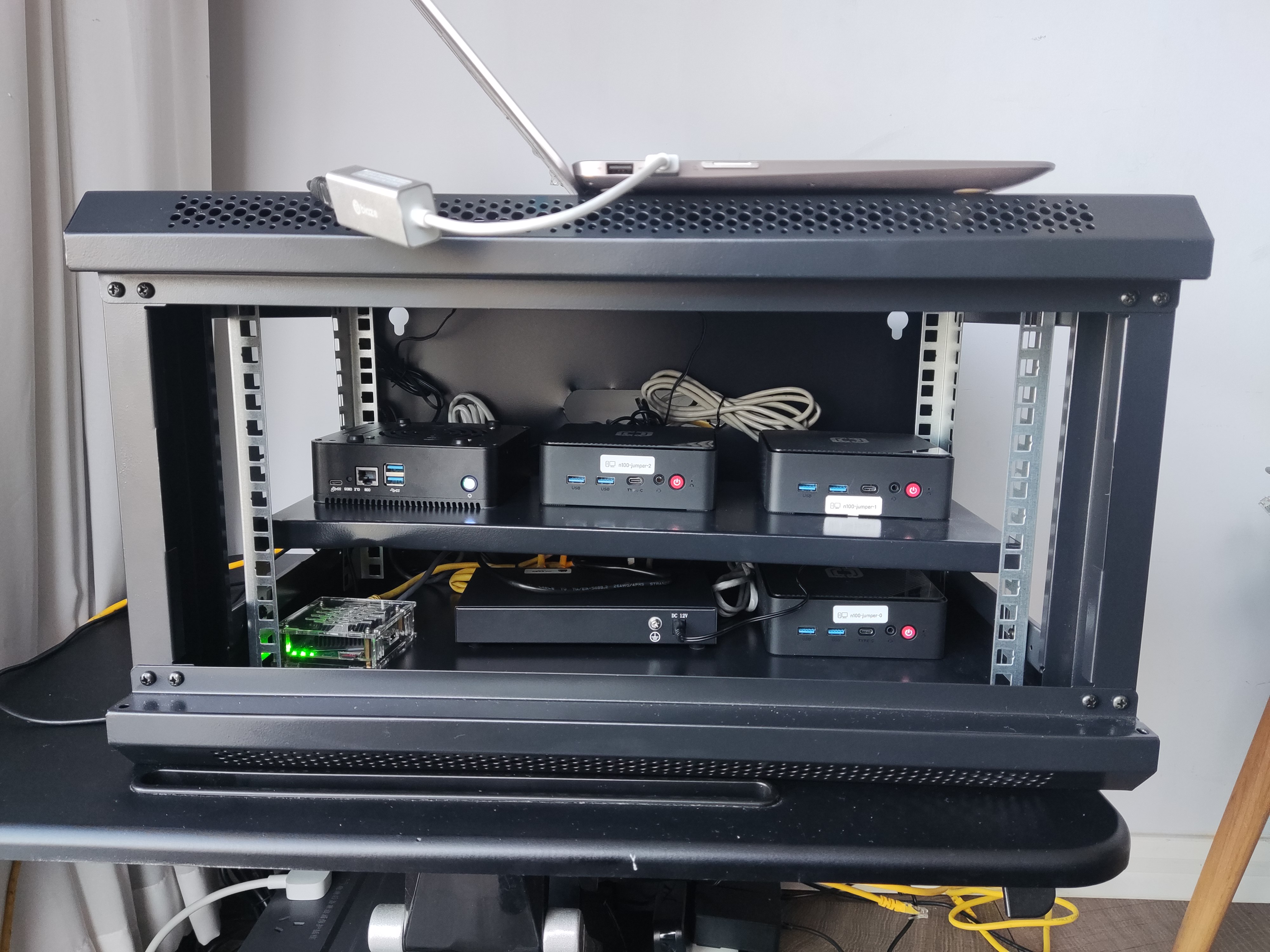 如何设置家用威联通 NAS UPS 断电后自动关机并通知其他设备?-CSDN博客