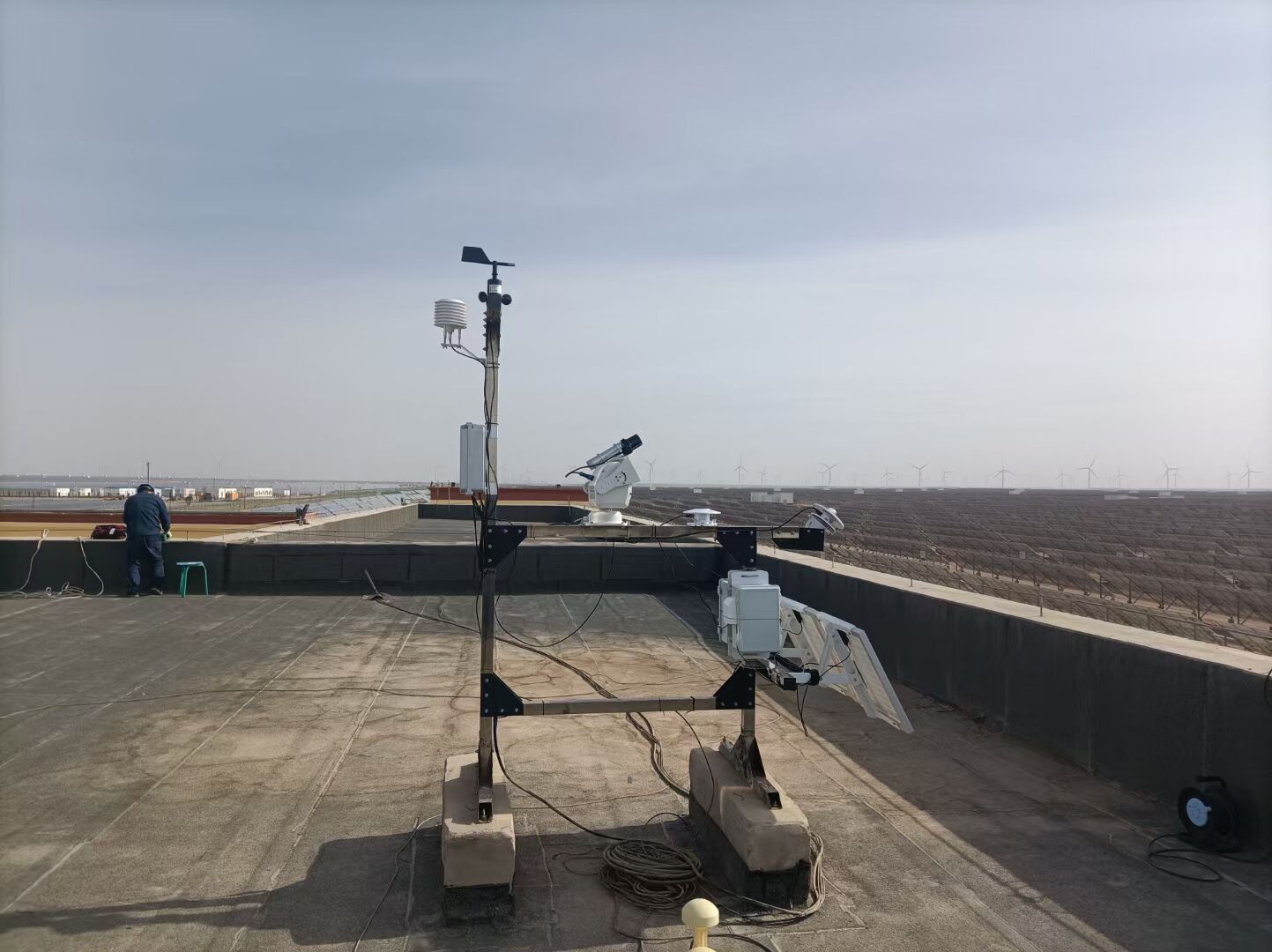 内蒙古700WKV光伏升压站智慧安防（远程照明、微气象监测、电子围栏、视频监控、防火监控、门禁系统）_升压站安防都需要展示哪些数据-CSDN博客