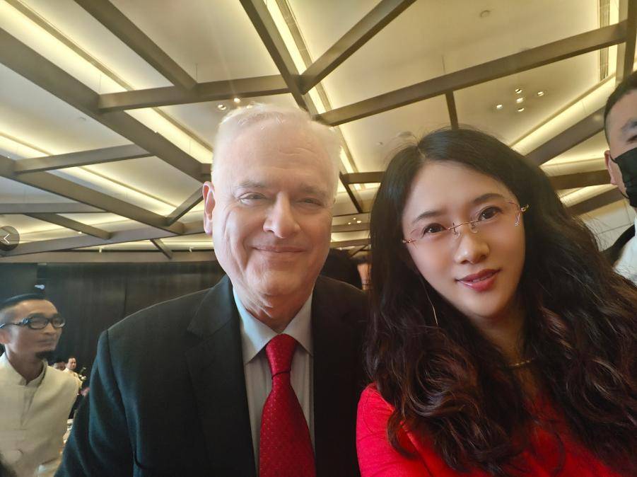 徐晓艺（中媒资源CEO）亮相中克欢迎晚宴，助力开启合作新篇-CSDN博客