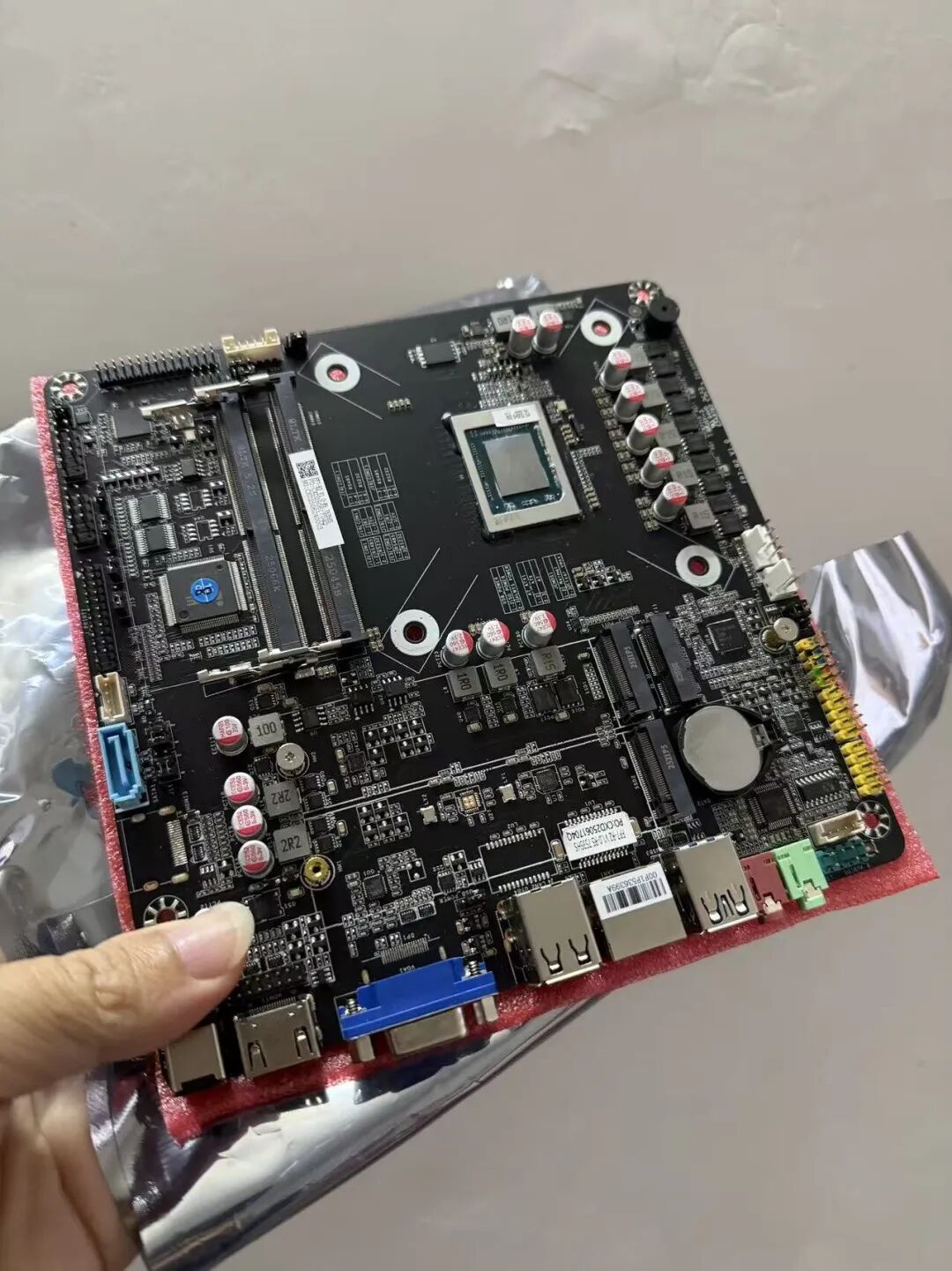 可能全网唯一！咸鱼流出全新锐龙R5 7535HS主板，ITX小板，双M2+SATA+M2 WIFI，适合一体机和迷你主机DIY装机！-CSDN博客